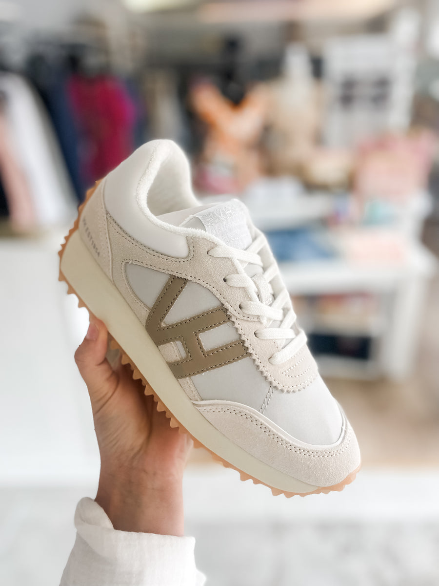 Shop Trendy Women's Shoes | Bates Boutique – Bates Boutique